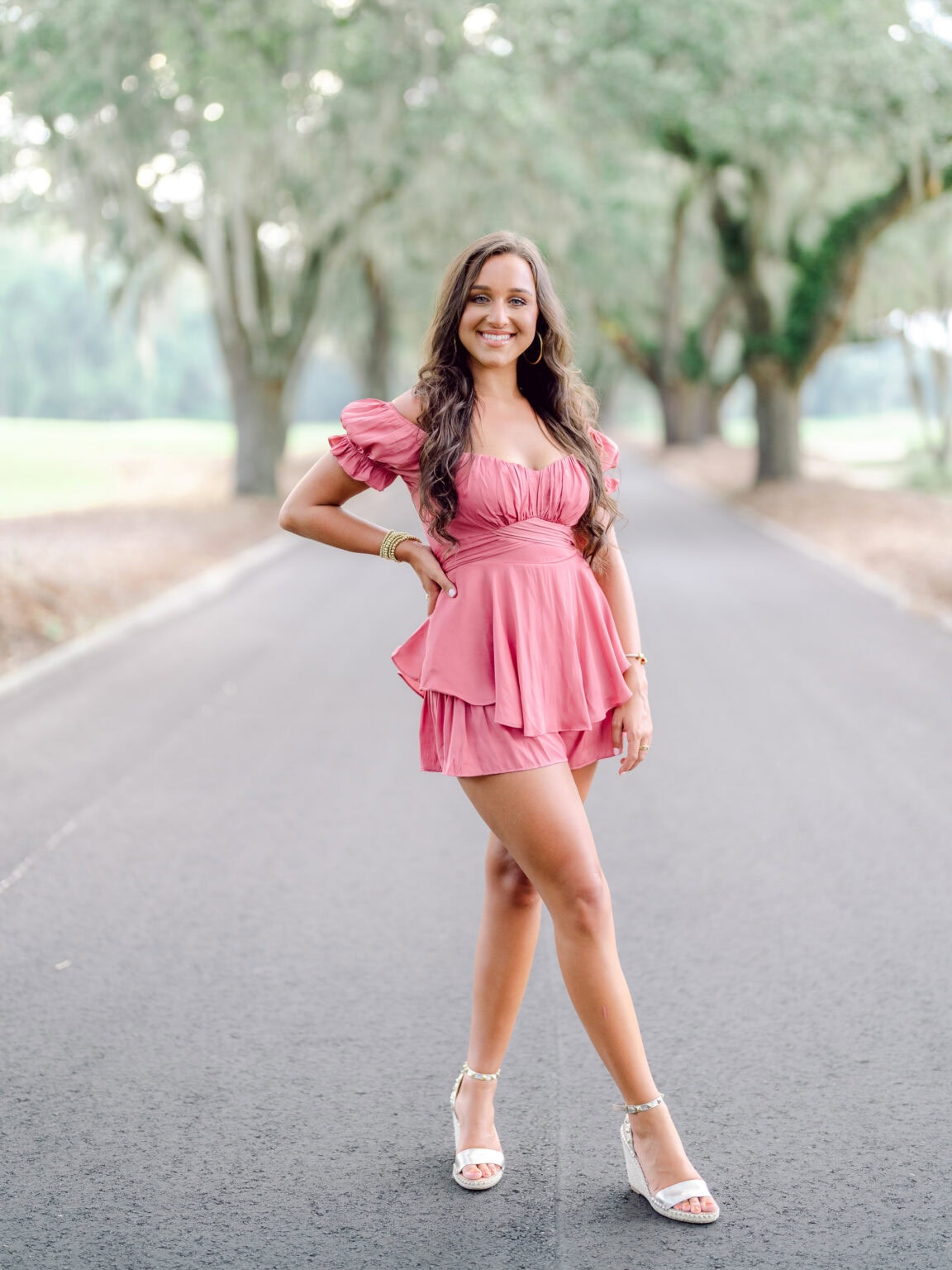 100 Best Model Poses – Top Female Model Posing Guide