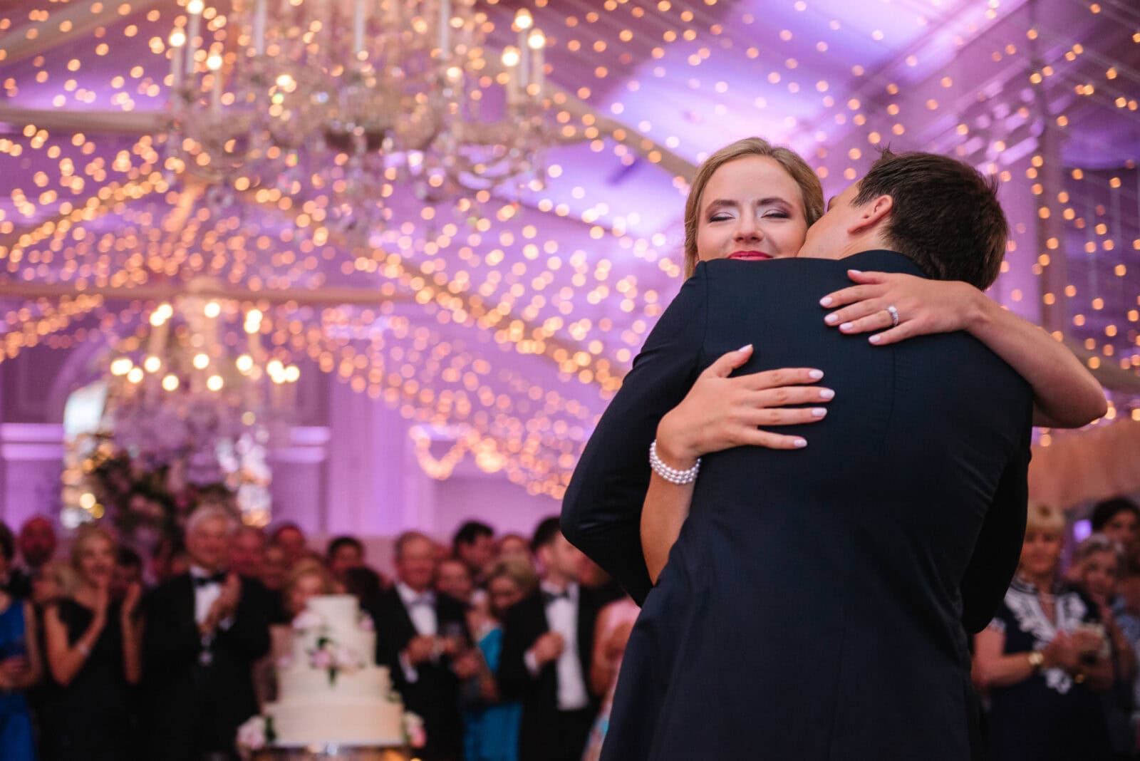 The Best Wedding Photo Poses Every Couple Should Know